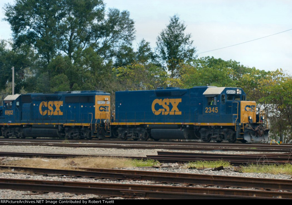 Mother and Slug Set CSX 6902 and 2345on Rail Train at Wildwood FL